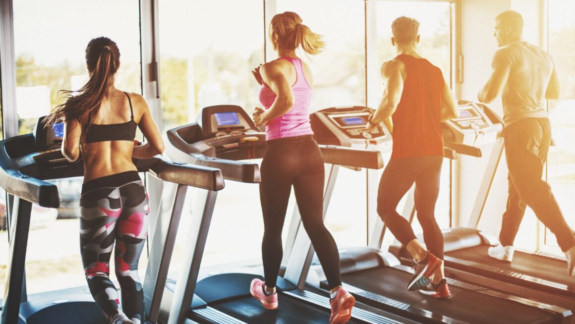 Running Clubs and the Social Benefits of Exercise - Transmartproject